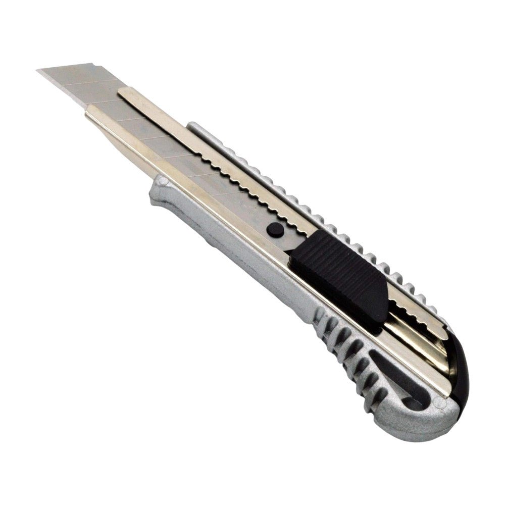 Cuttermesser Silber inkl. 10 Klingen – Dach PRO Dachdeckerwerkzeug Bedarf